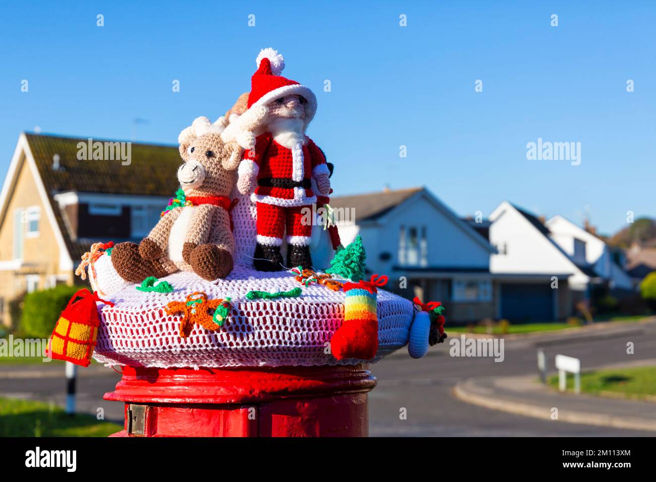 Letterbox toppers hi-res stock photography and images - Alamy