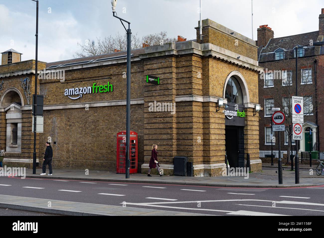 London food shop hi-res stock photography and images - Alamy