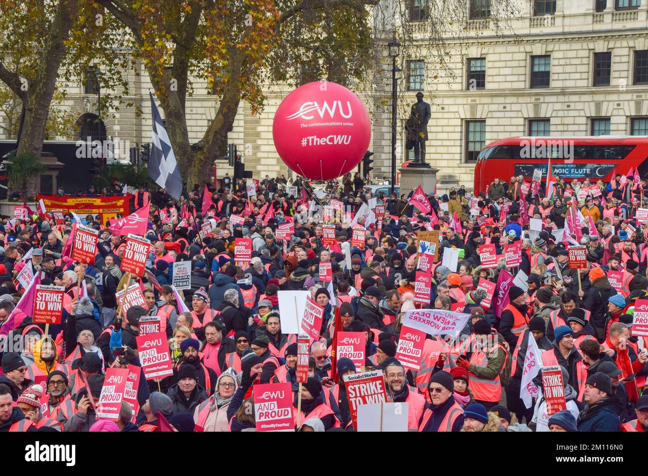 London, England, UK. 9th Dec, 2022. Thousands of postal workers staged ...