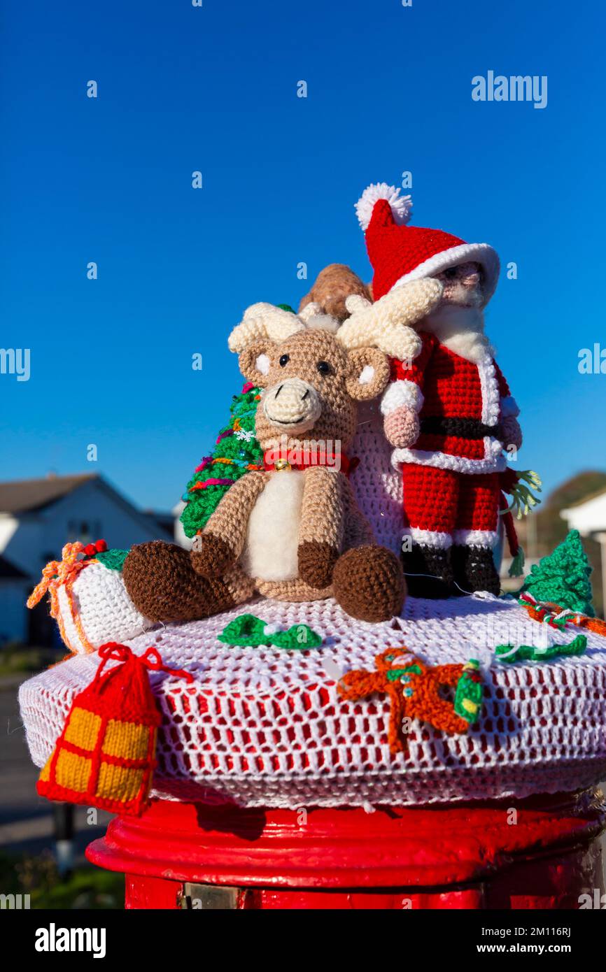 Letter box toppers hi-res stock photography and images - Alamy