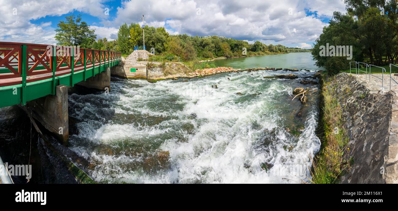 Szigetköz (Little Rye Island, Kleine Schüttinsel): river bottom ramp in ...