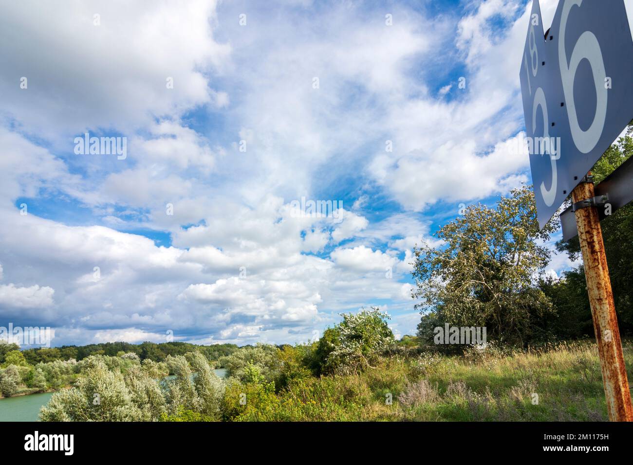 Szigetköz (Little Rye Island, Kleine Schüttinsel): river Danube ...