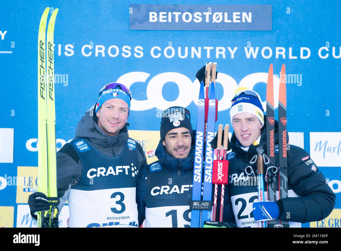 Beitostølen 20221209.Richard Jouve wins, Simone Mocellini (left) came ...