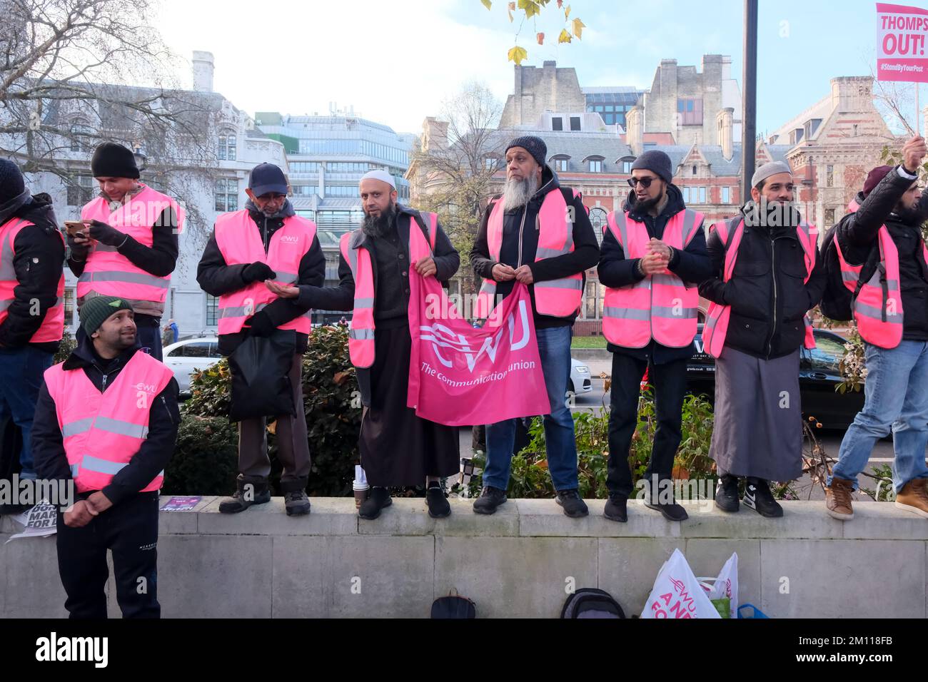 Parliament Square, London, UK. 9th Dec 2022. Members of the CWU take ...
