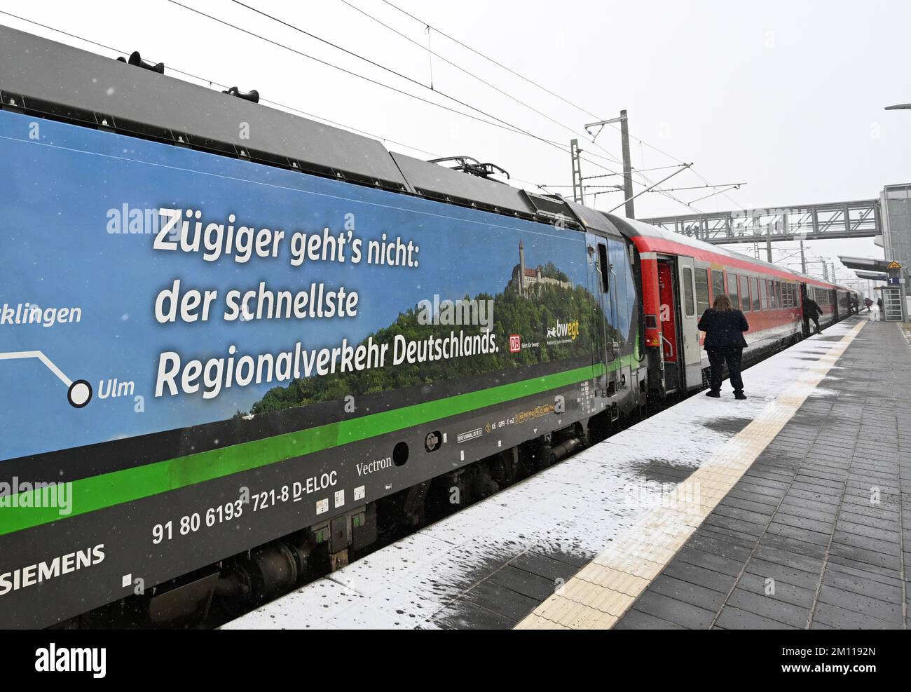 Merklingen, Germany. 09th Dec, 2022. A special regional train of the ...