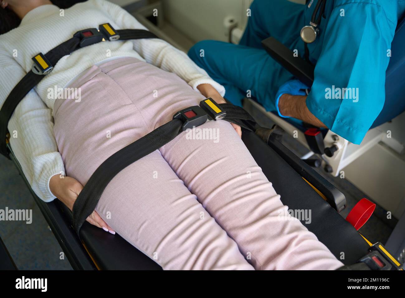 Dead patient gurney hi-res stock photography and images - Alamy