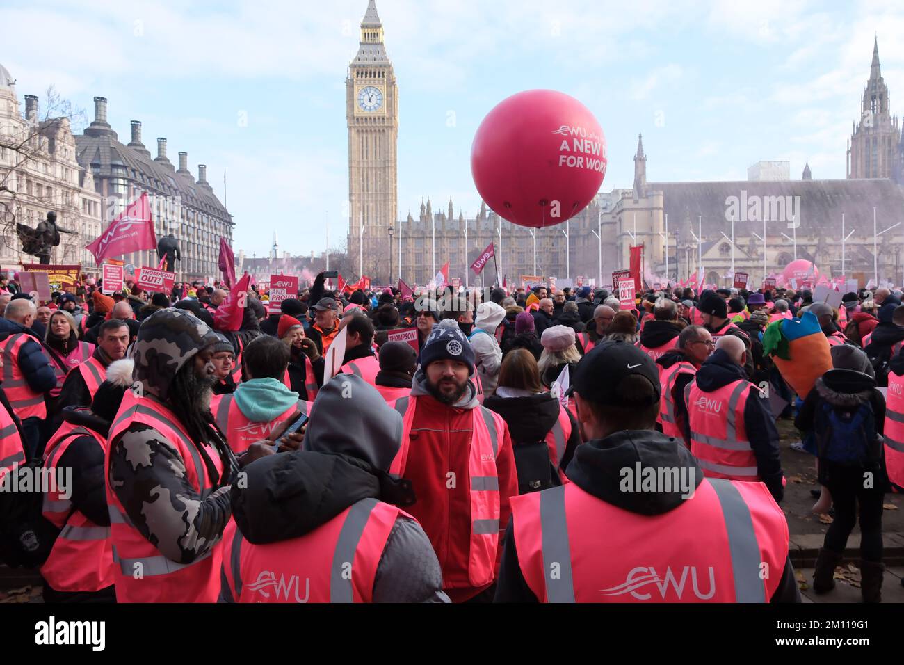 Factory worker strike uk hi-res stock photography and images - Alamy