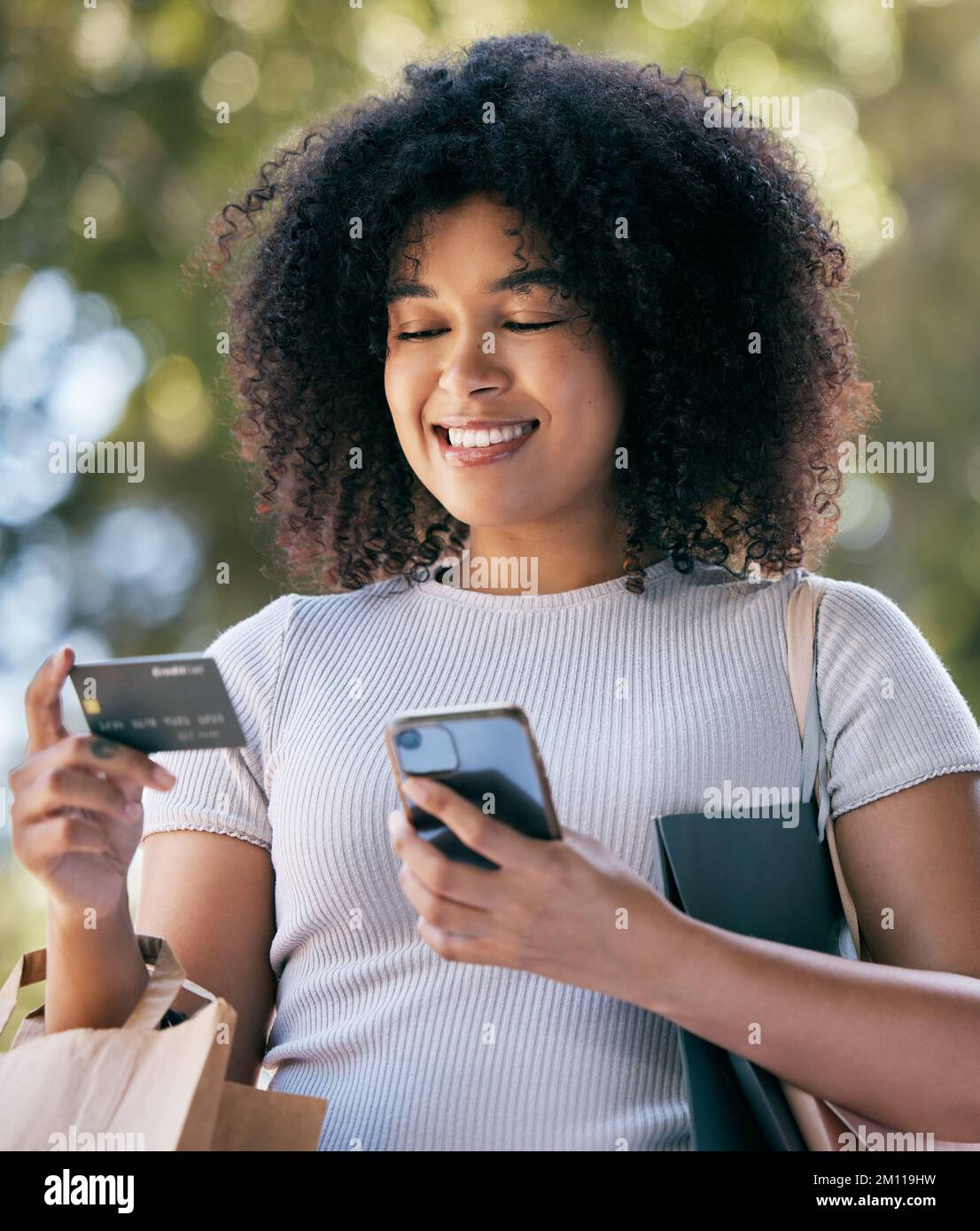 Bank fashion clothes shop hi-res stock photography and images - Alamy