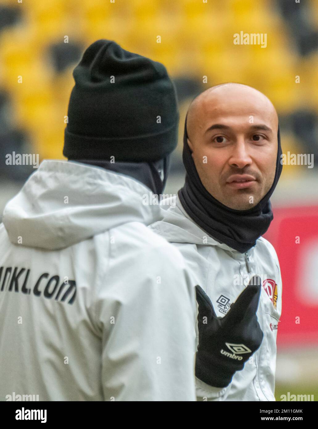 Dresden, Germany. 09th Dec, 2022. Akaki Gogia (r) and other players at ...