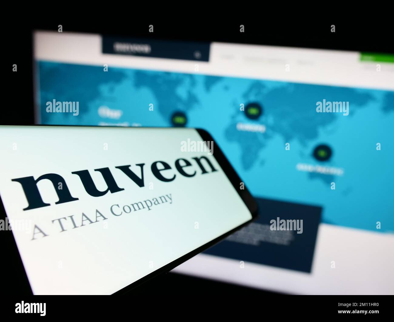 Nuveen logo hi-res stock photography and images - Alamy