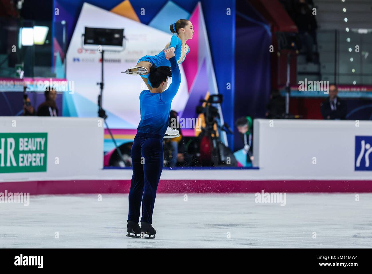 Turin, Italy. 08th Dec, 2022. Cayla Smith and Andy Deng of United ...