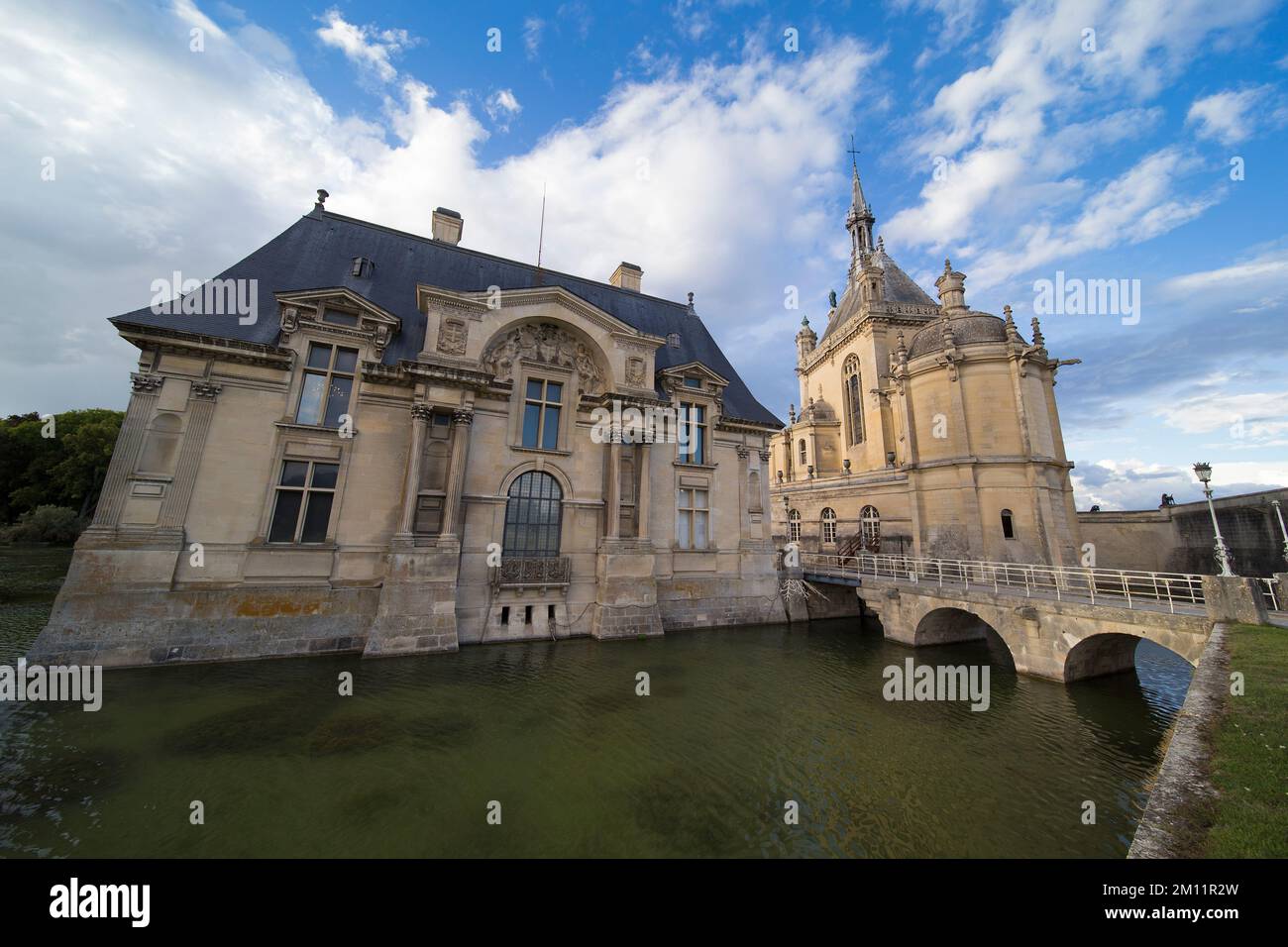 Chapel of the château de chantilly hi-res stock photography and images ...