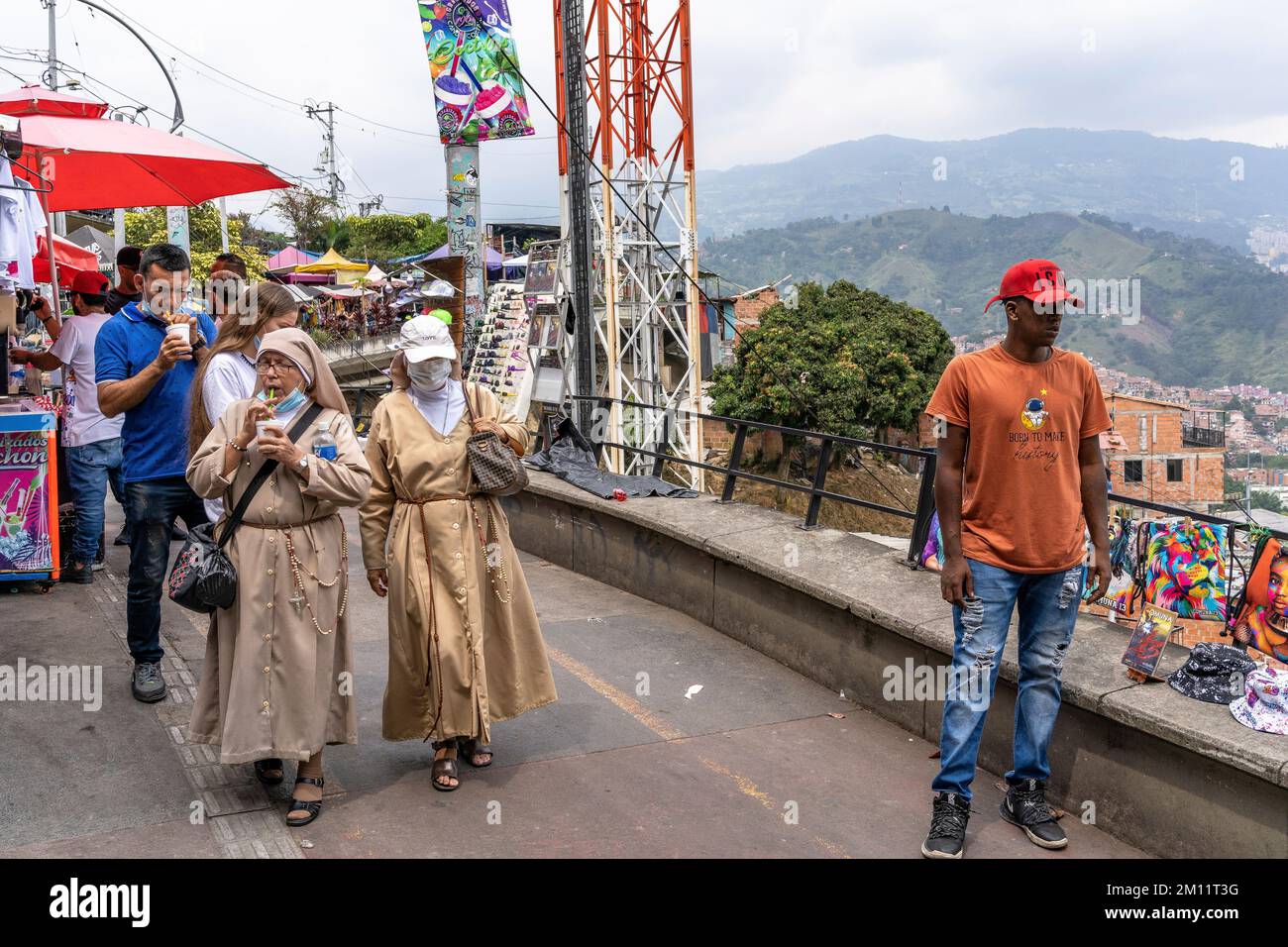 La comuna 13 colombia hi-res stock photography and images - Alamy