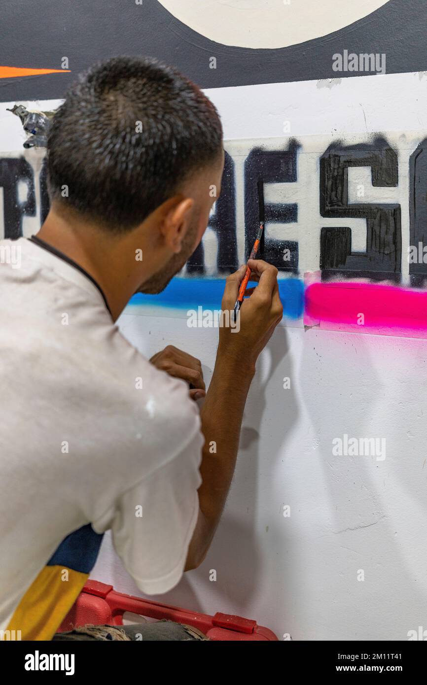 Graffiti in colombia hi-res stock photography and images - Alamy