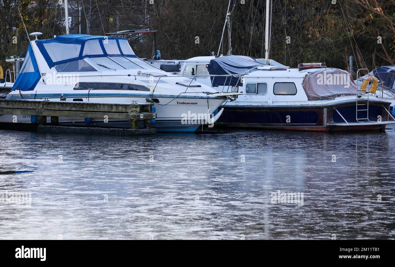 Arctic cold spell uk hi-res stock photography and images - Alamy