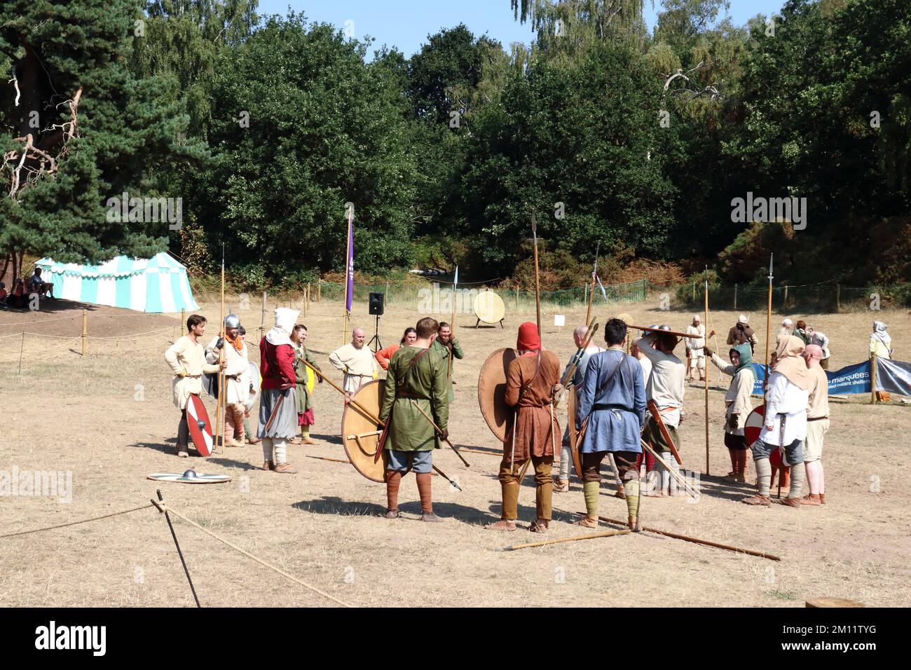 Battle reenactment uk hi-res stock photography and images - Alamy