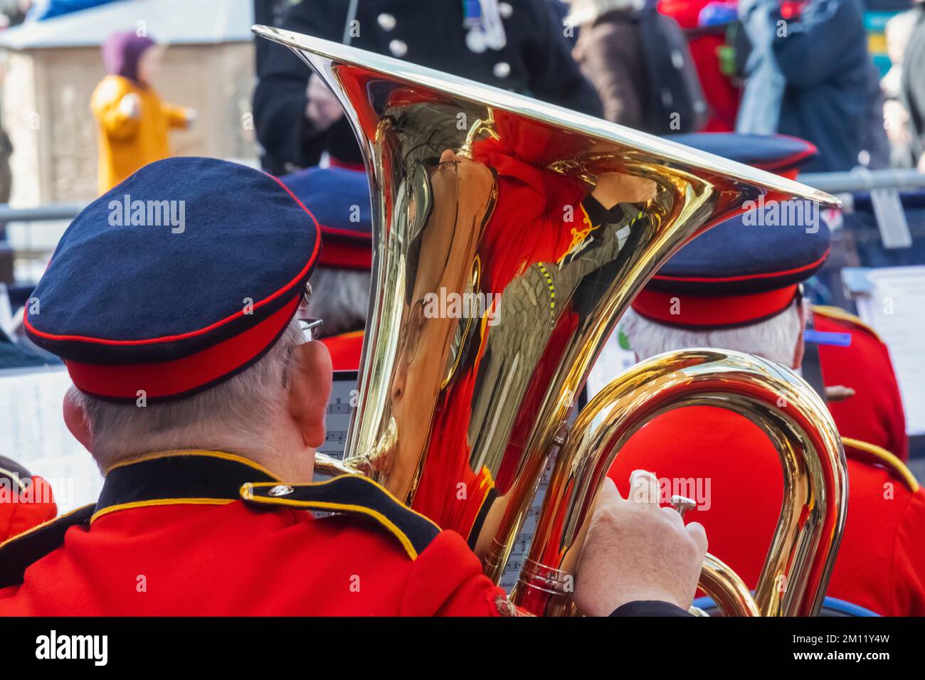 Red band uniforms hi-res stock photography and images - Alamy