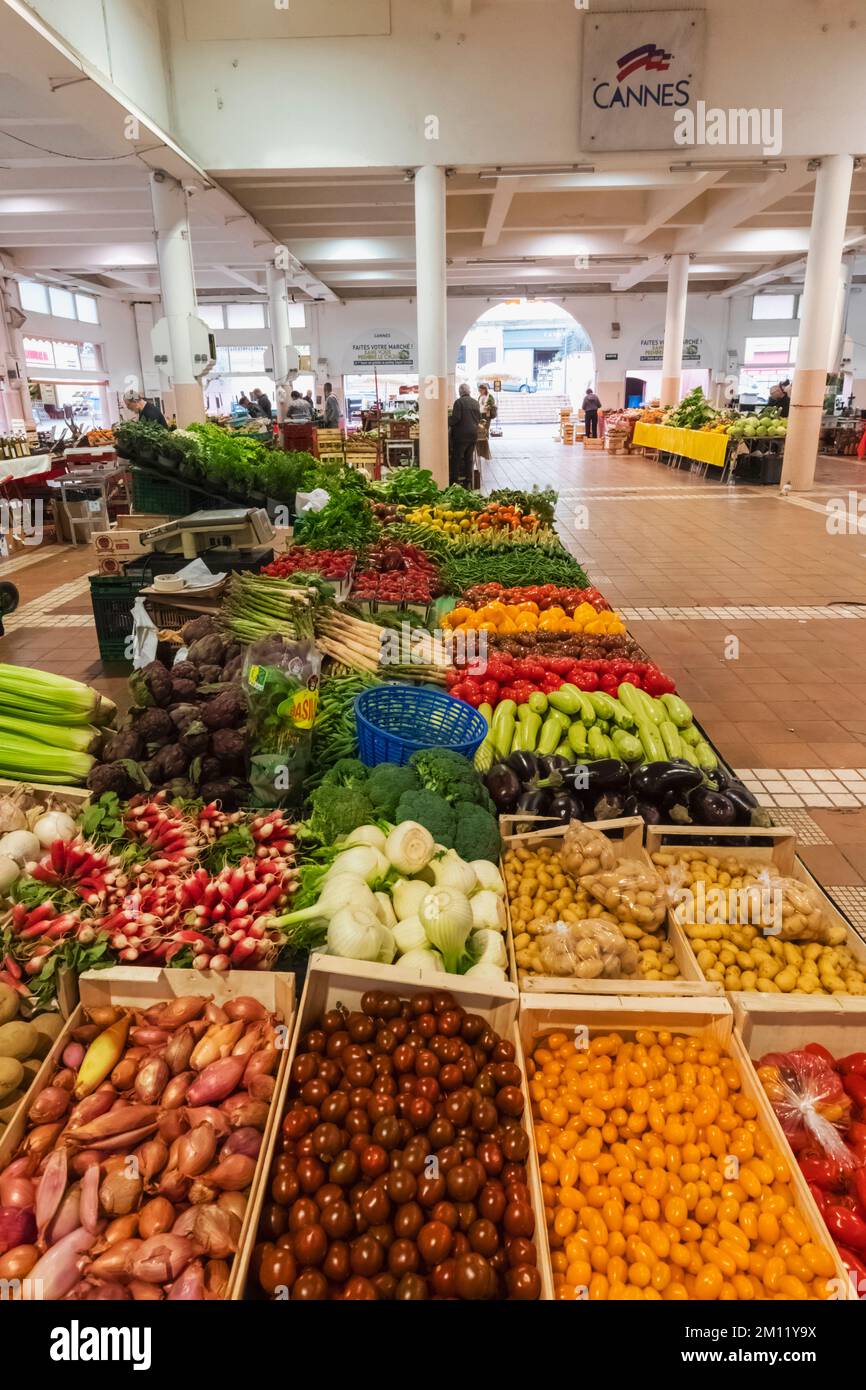 France, French Riviera, Cote d'Azur, Cannes, Forville Market, Market ...