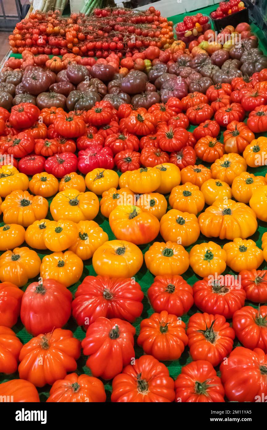 France, French Riviera, Cote d'Azur, Cannes, Forville Market, Market ...