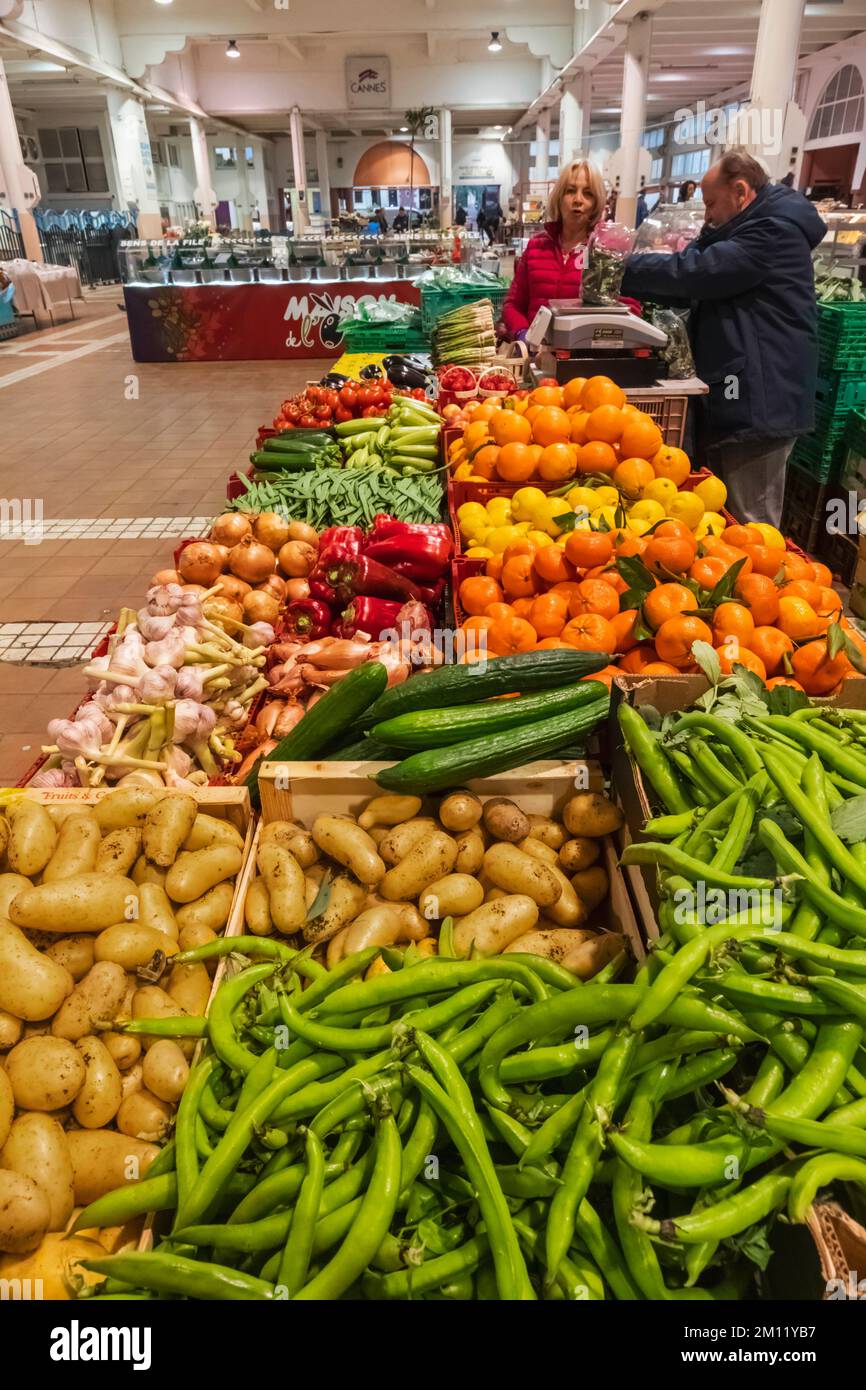 France, French Riviera, Cote d'Azur, Cannes, Forville Market ...