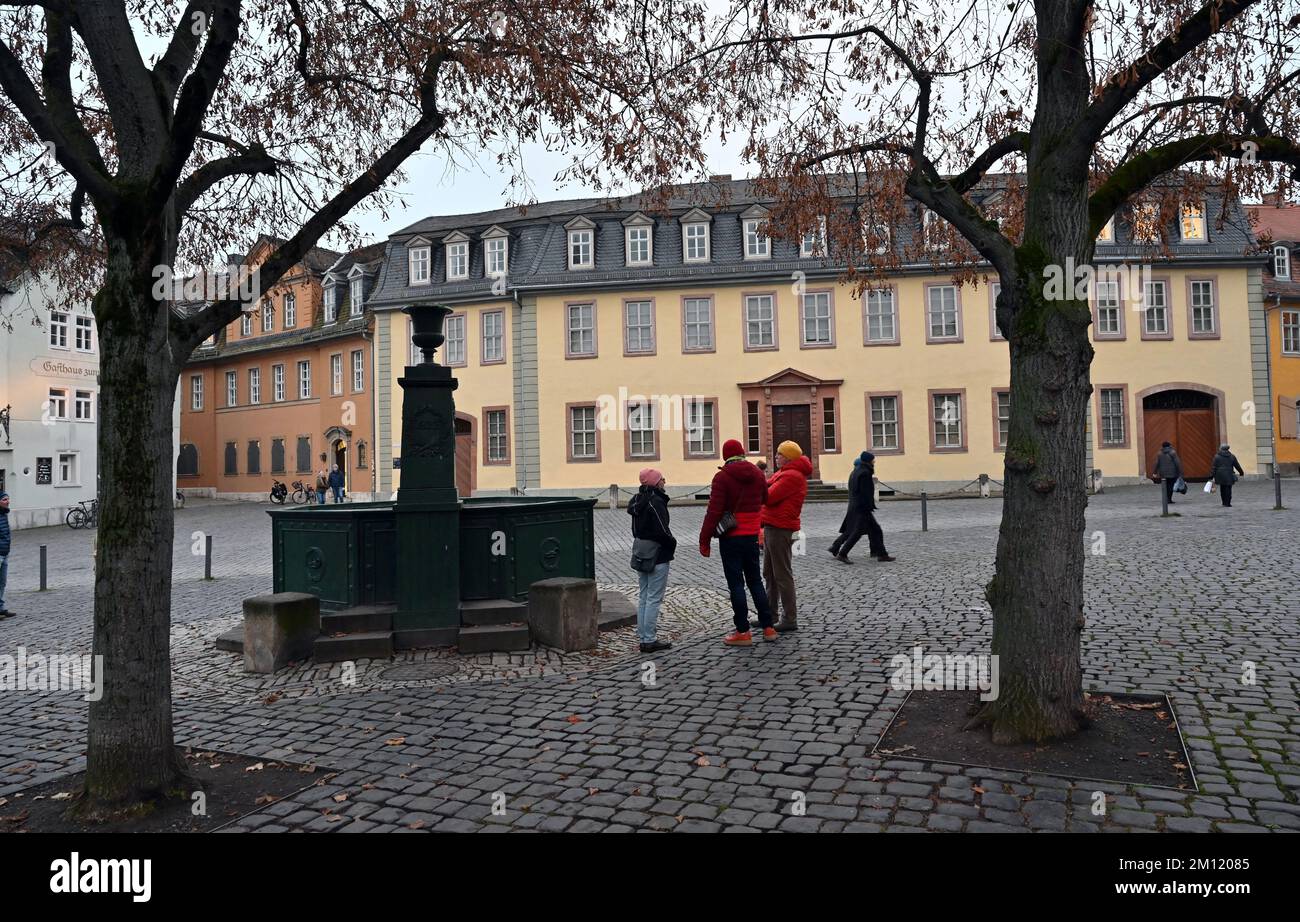 09 December 2022, Thuringia, Weimar: The Goethe National Museum with ...