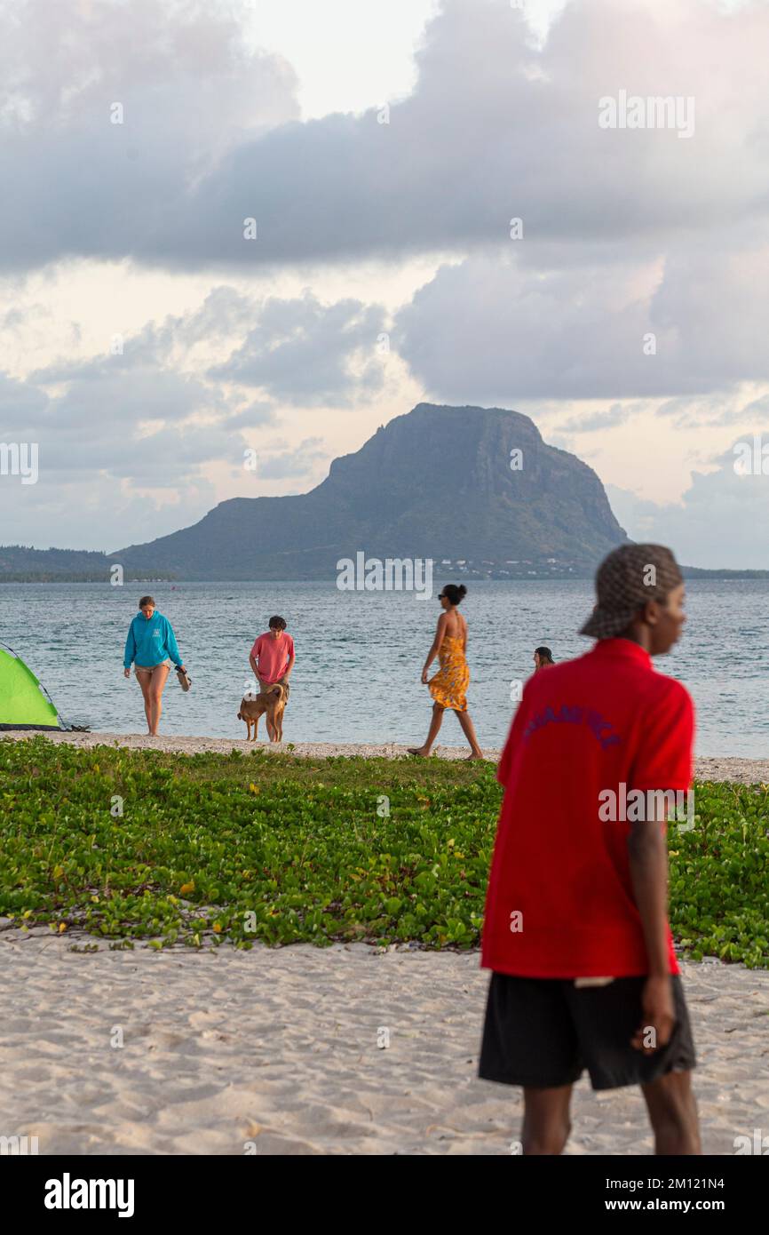 Girls in mauritius hi-res stock photography and images - Alamy