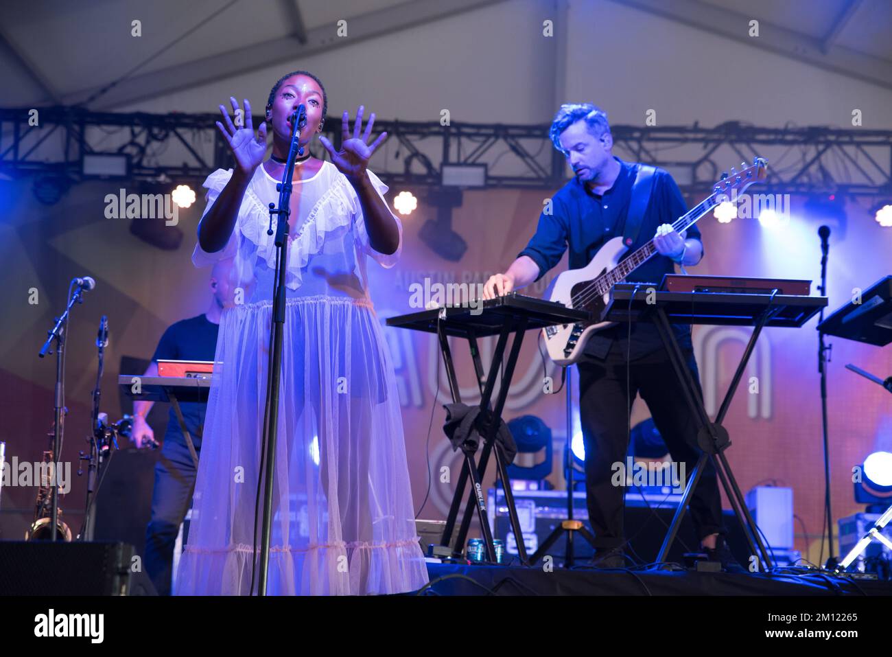 Bonobo band hi-res stock photography and images - Alamy
