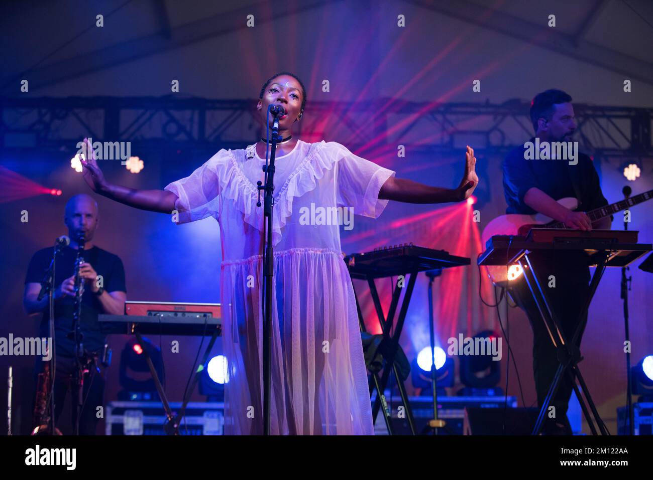 Bonobo band hi-res stock photography and images - Alamy