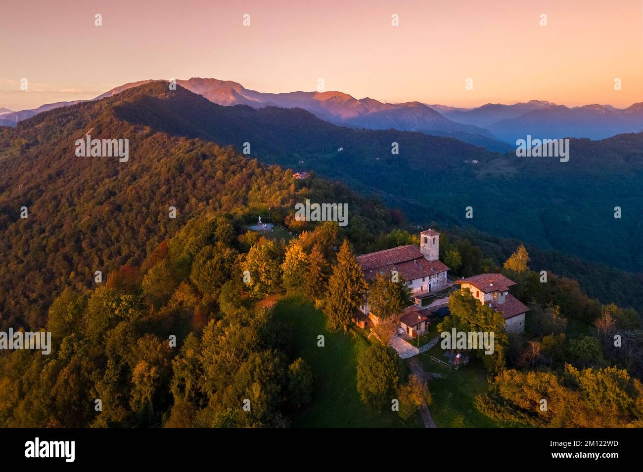 Sunset on the small church of Santa Maria del Giogo with Monte ...