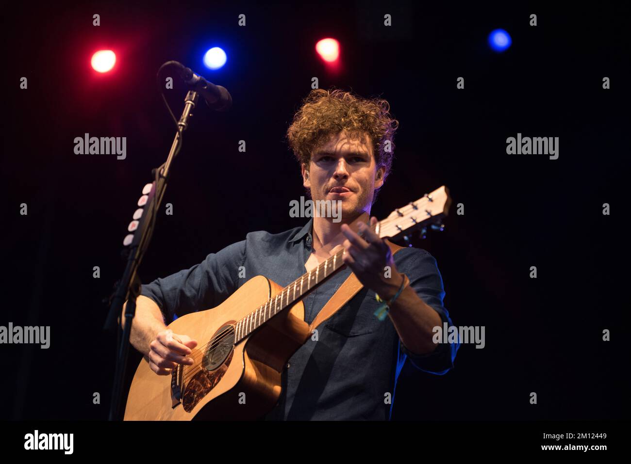 Austin City Limits - Vance Joy in concert Stock Photo - Alamy