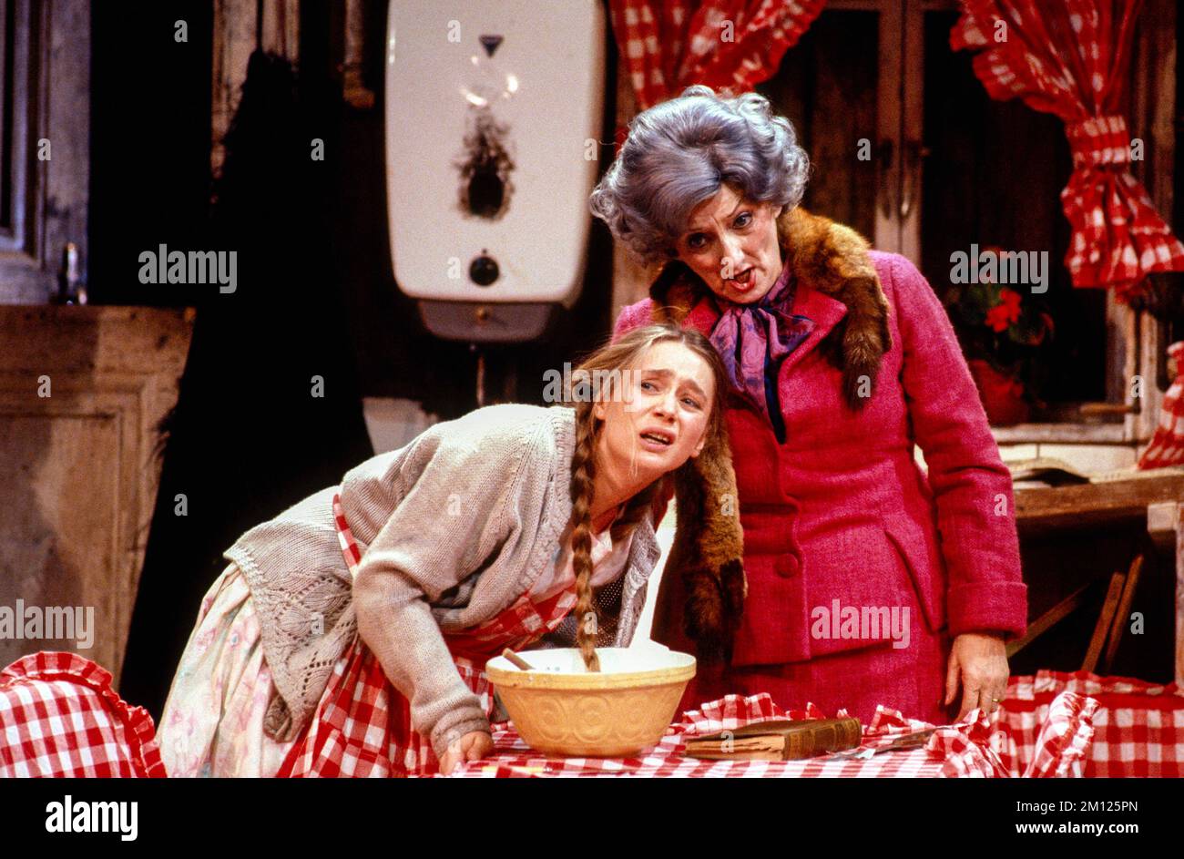 Hansel and gretel witch hi-res stock photography and images - Alamy