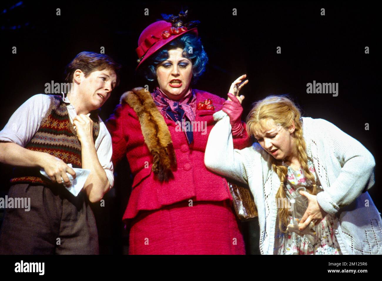 l-r: Ethna Robinson (Hansel), Phyllis Cannan (The Witch), Rosa Mannion ...
