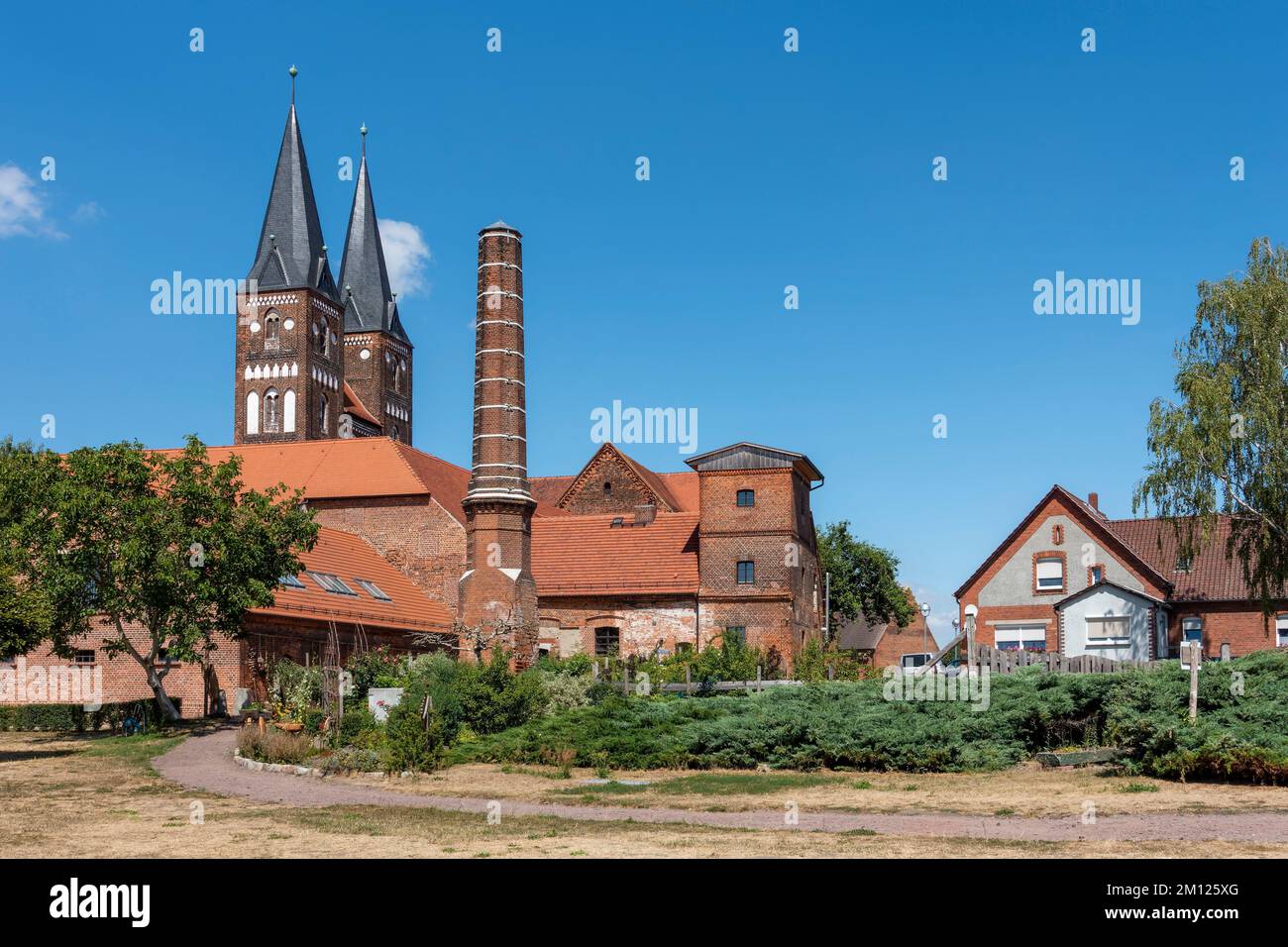 Double tower of the collegiate church of Stö€ Marien and Stö€ Nikolaus ...