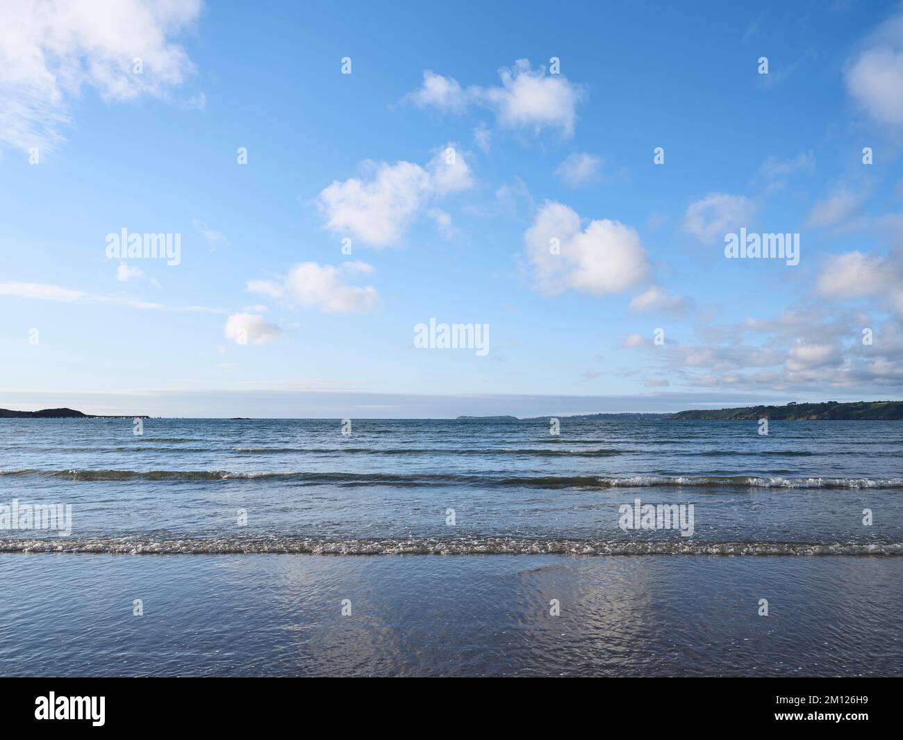Saint efflam beach hi-res stock photography and images - Alamy