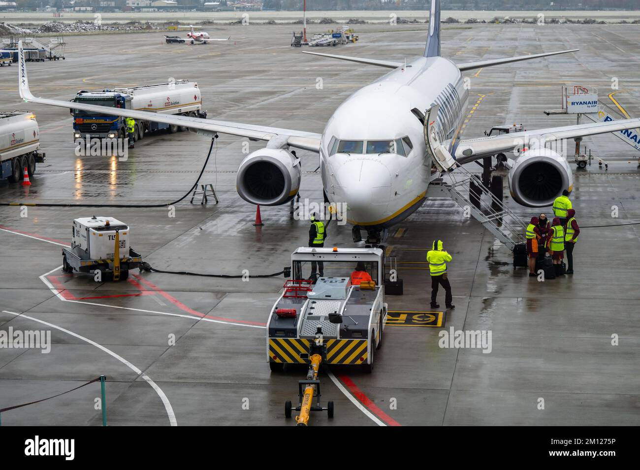 Krakow, Poland - November 18, 2022: Ryanair Boeing 737 is being ...