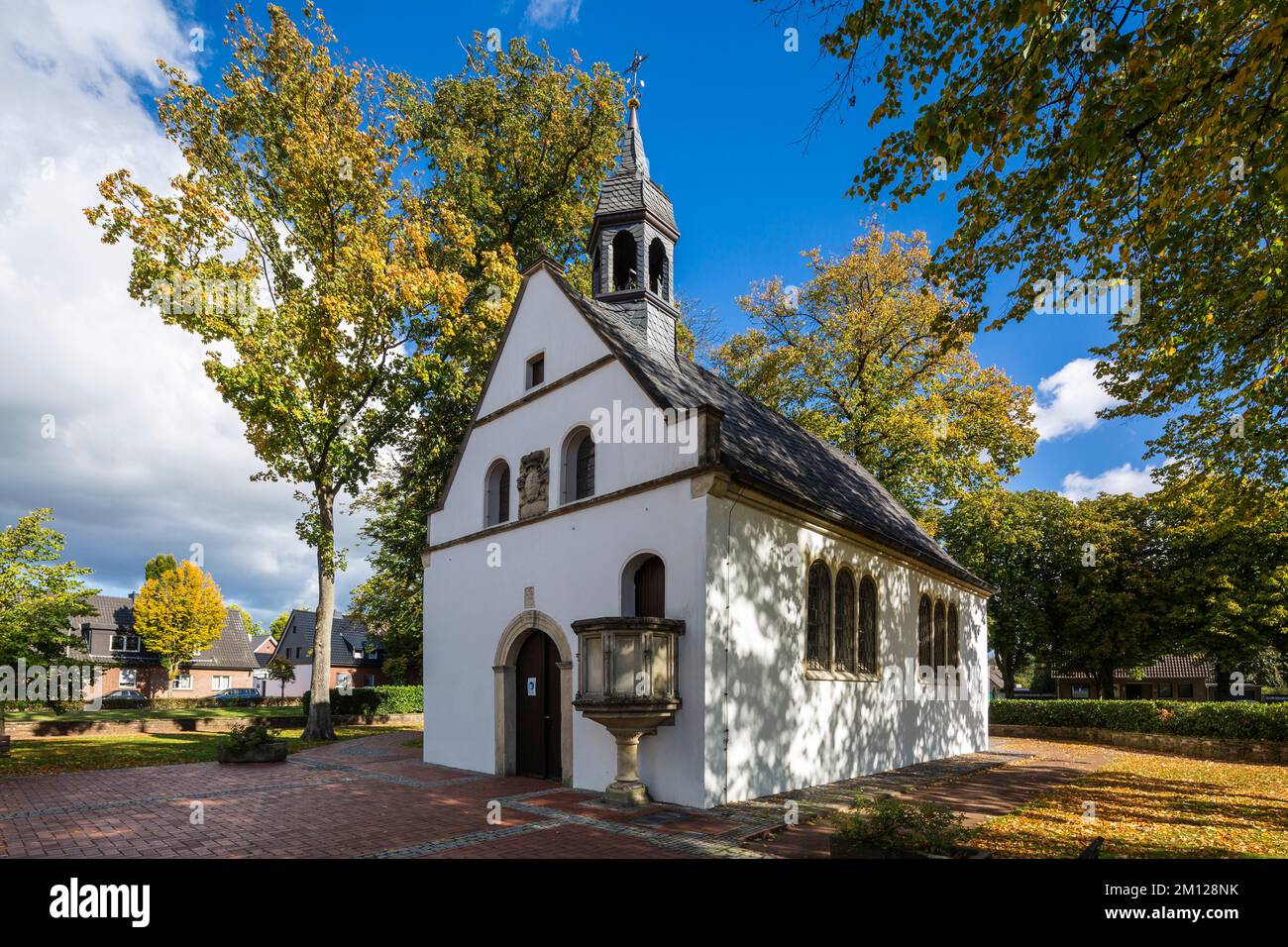 Pulpit on the outer wall hi-res stock photography and images - Alamy