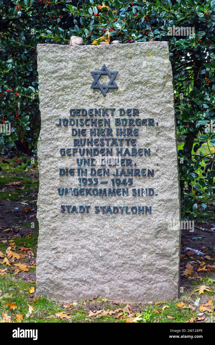 Nazi germany jewish star hi-res stock photography and images - Alamy