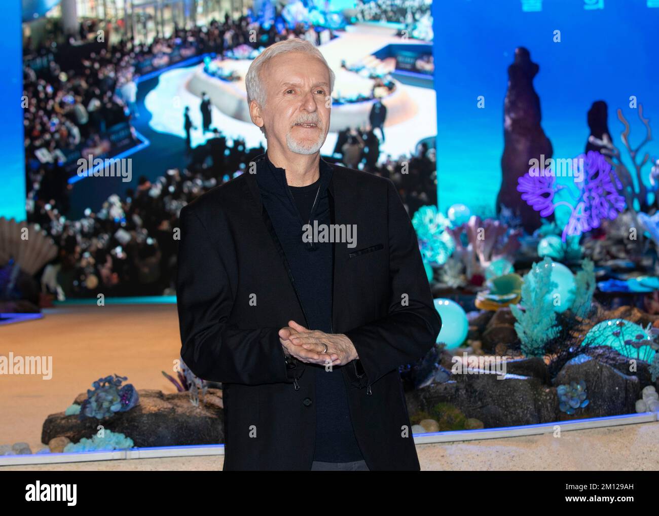 Canadian filmmaker James Cameron arrives during a Blue carpet to the ...