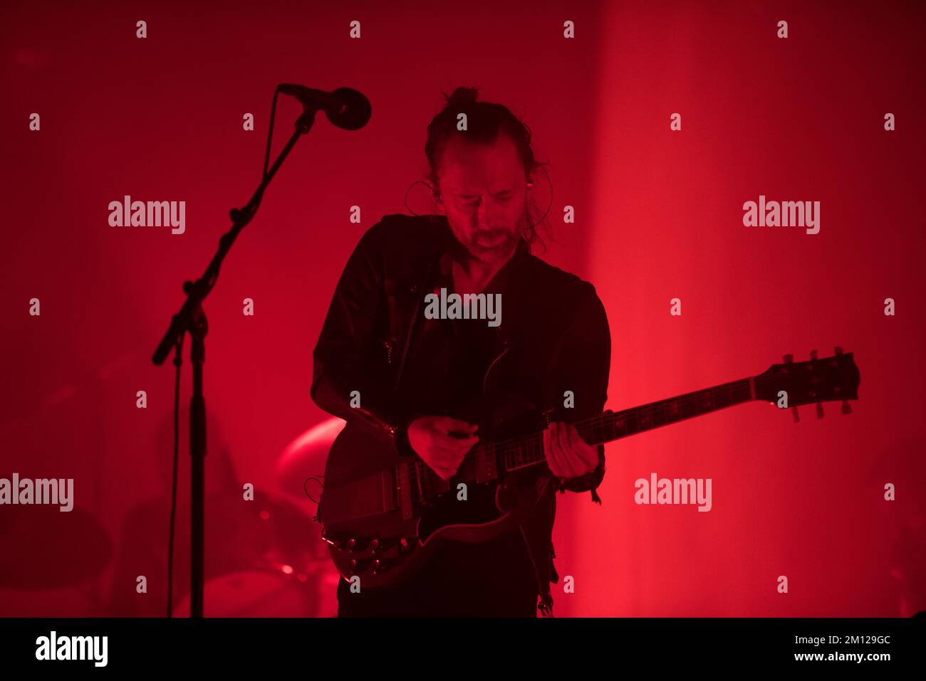 Austin City Limits - Radiohead - Thom Yorke in concert Stock Photo - Alamy