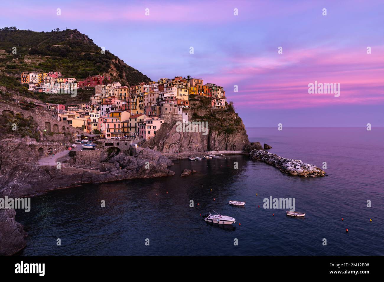 Manarola, sunset, La Spezia, Cinque Terre, Italy Stock Photo - Alamy
