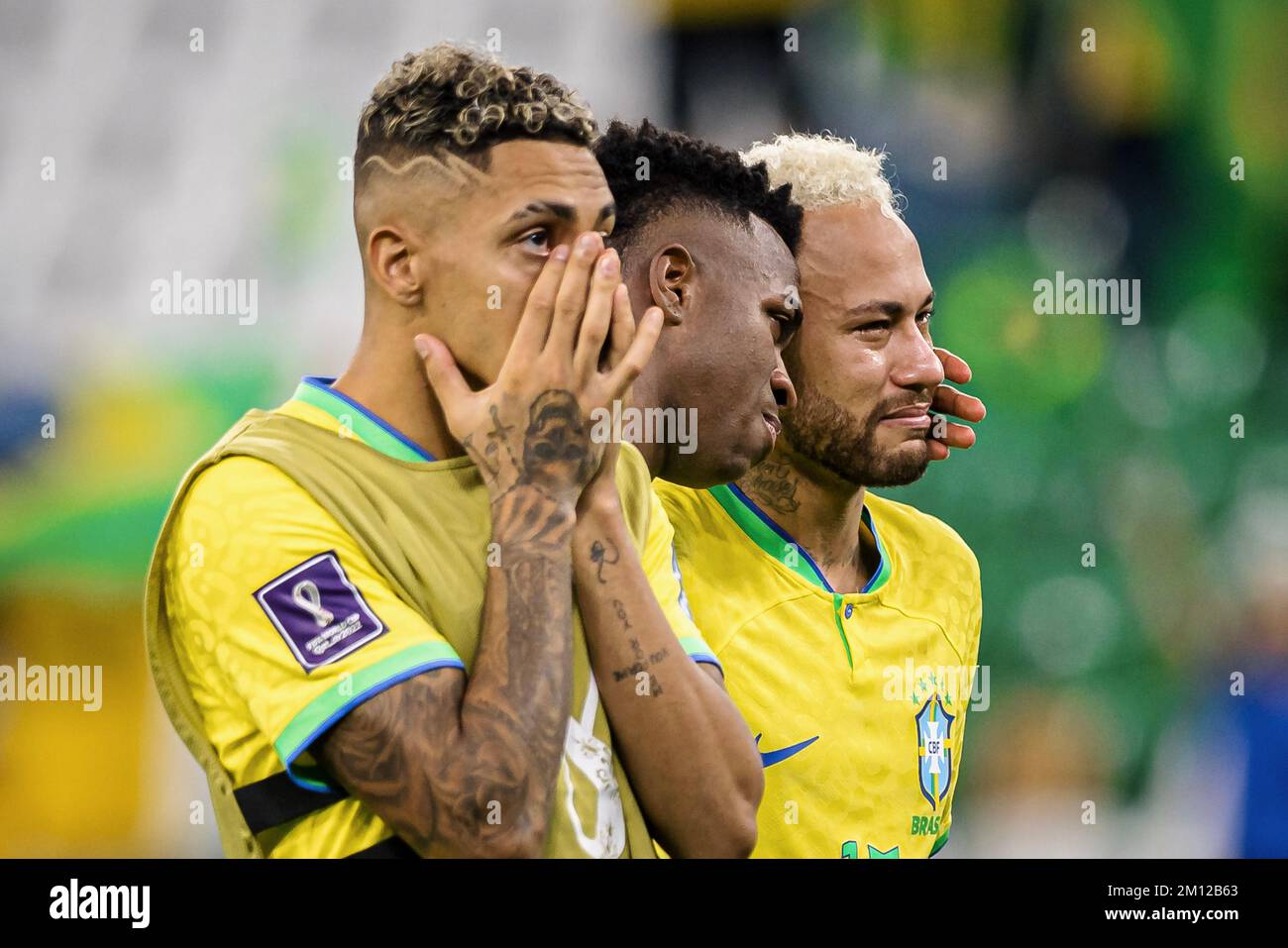 Doha, Catar. 09th Dec, 2022. Vinicius Junior of Brazil and Neymar Jr ...