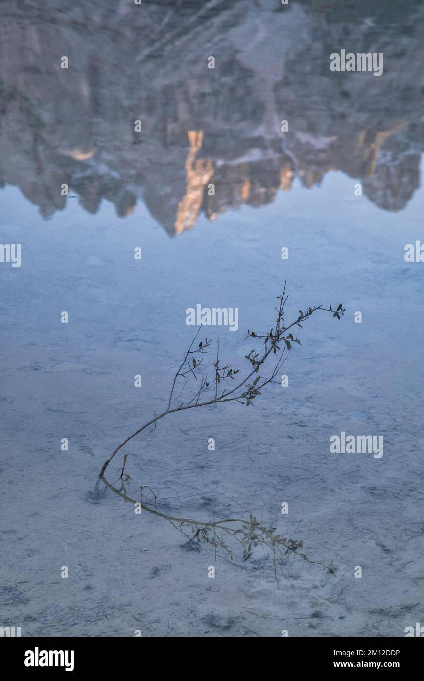 Dobbiaco toblach the landro lake durrensee hi-res stock photography and ...