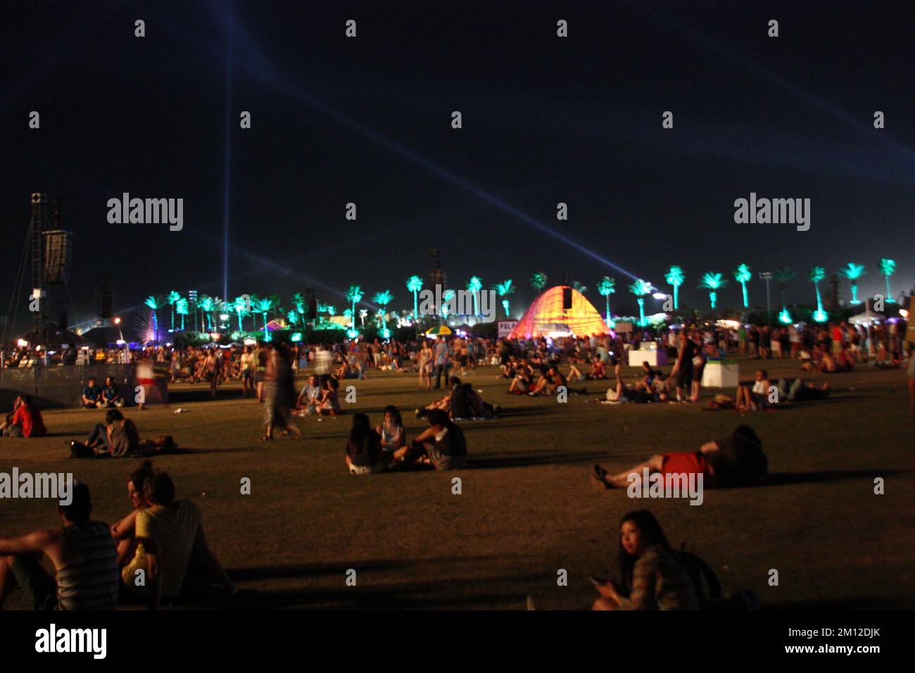 Coachella - Crowds at night Stock Photo - Alamy