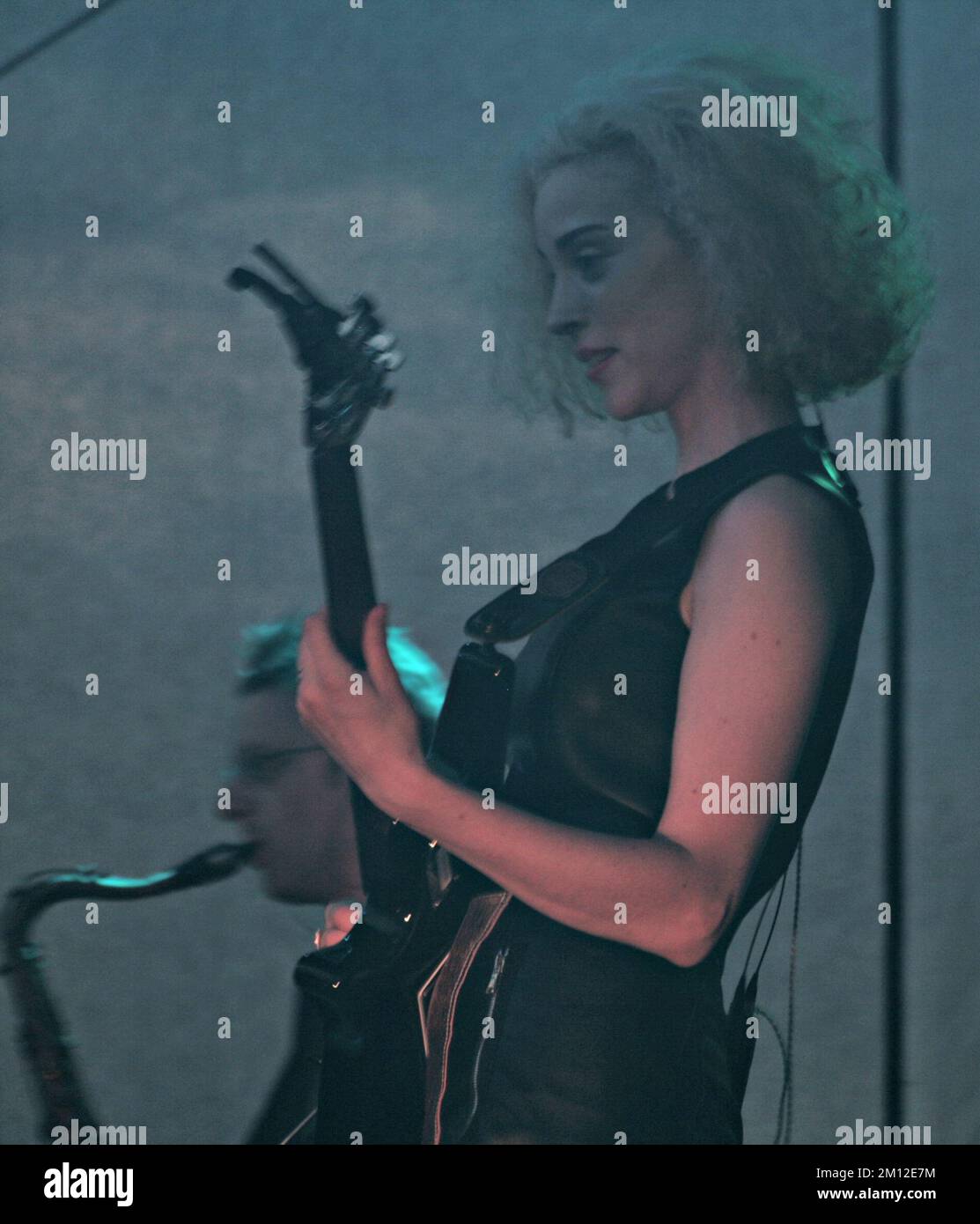 The Bonnaroo Music and Arts Festival - David Byrne and St Vincent in ...