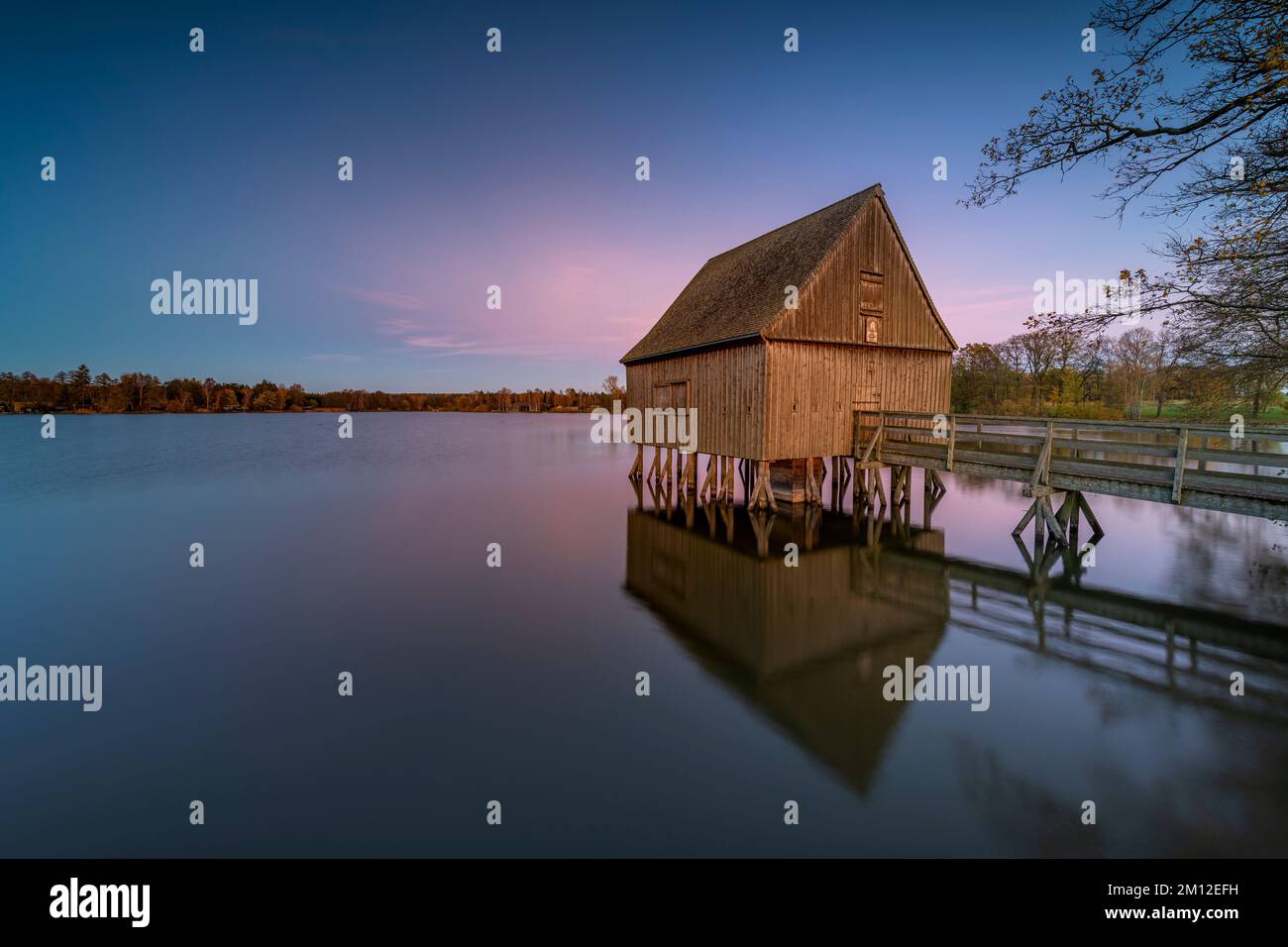 With 28 hectares, the Hausteich near Plothen is the largest pond of an ...