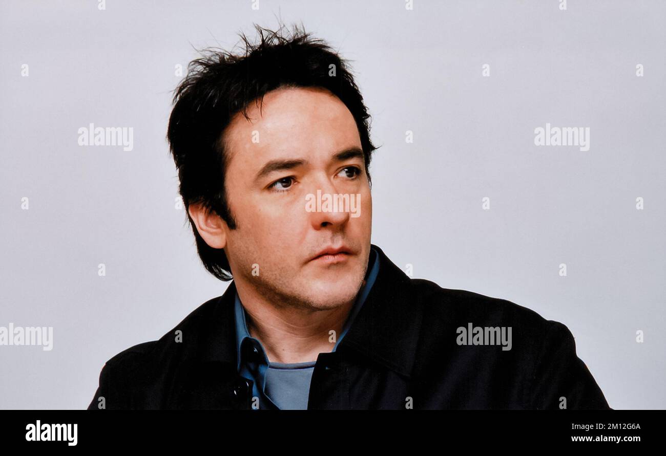 Retro celebrity portraits - John Cusack, at a press conference event ...