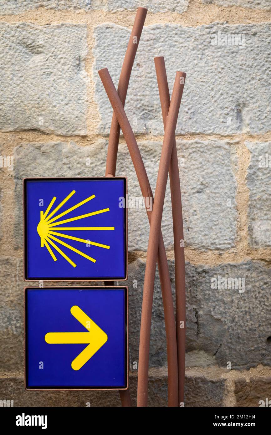 Camino de Santiago (Way of St James) arrow pointing right. Jaca, Huesca ...