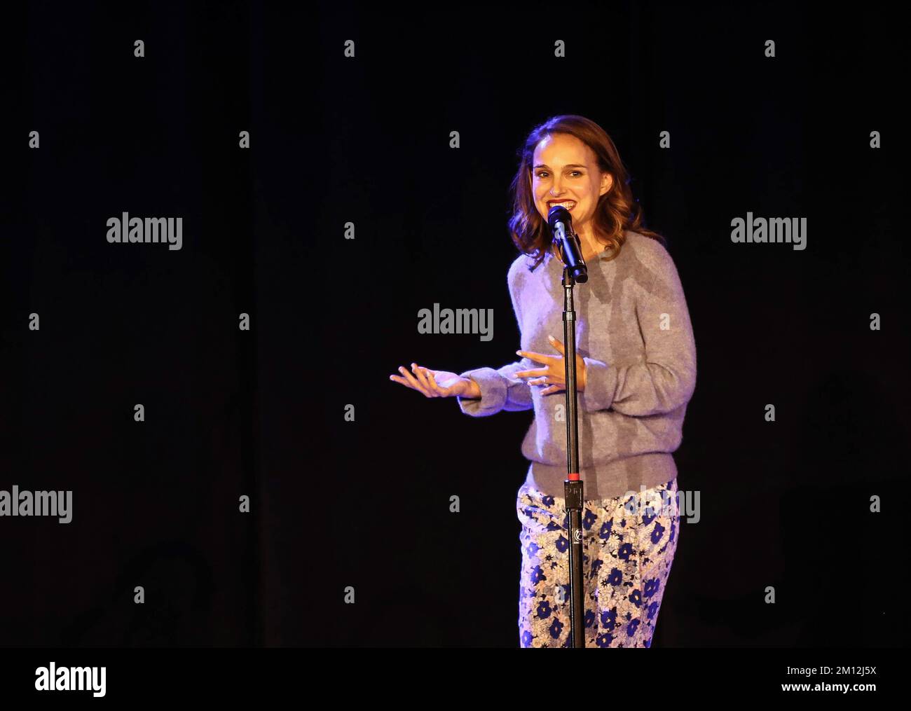 Movie natalie portman hi-res stock photography and images - Alamy