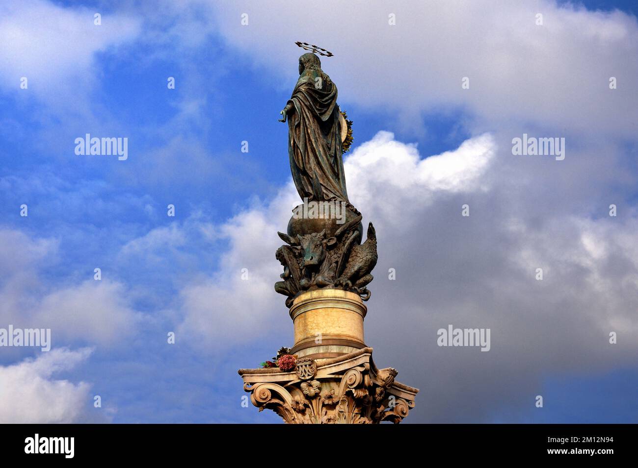 Vatican. 08th Dec, 2022. The Immaculate Conception of Mary, in Rome's ...