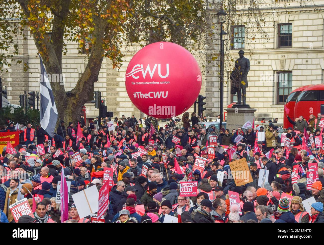 London, UK. 9th December 2022. Thousands of postal workers staged a ...